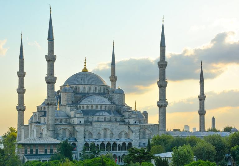 The Ottoman Empire: Culture, Architecture, and a Legacy That Still ...